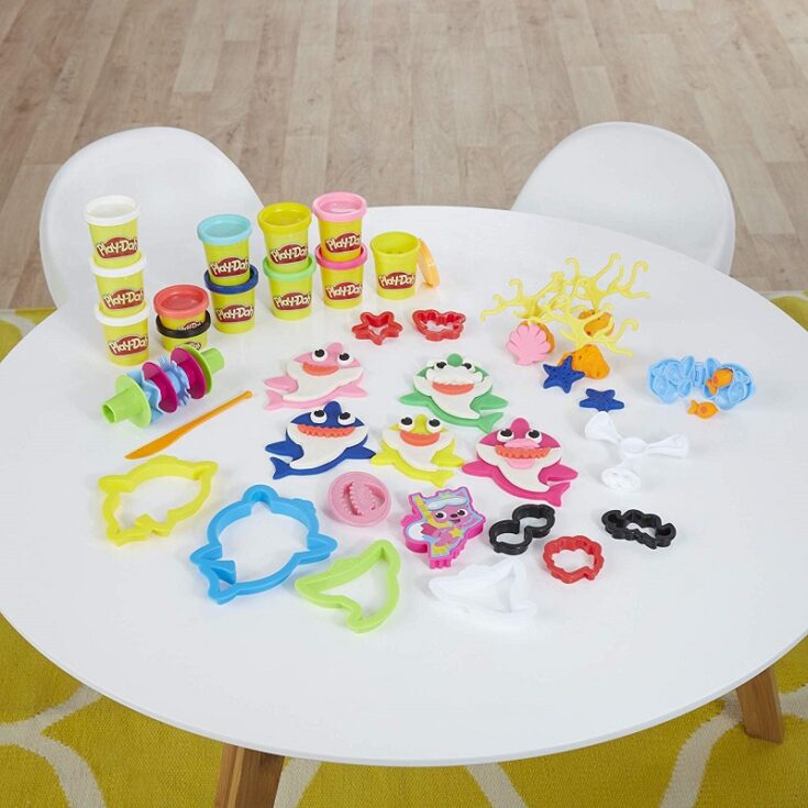 Pinkfong Baby Shark Play-Doh 33-Piece Set for ONLY $8.99 at Amazon!